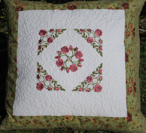 Aljay Mini Set 2 Rose Variety with Cushions