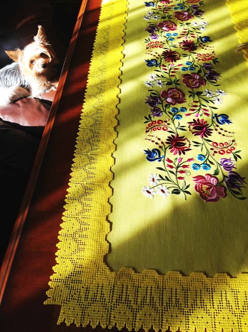 Folklore Table Runner | OregonPatchWorks