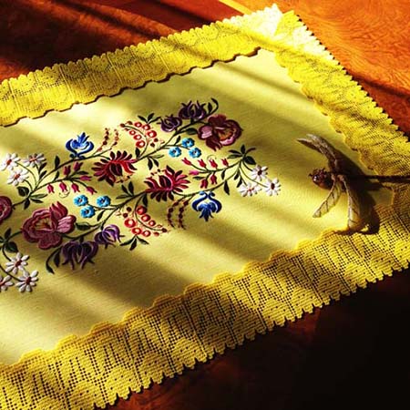 Folklore Table Runner | OregonPatchWorks
