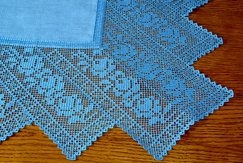 Paradise Table Runner | OregonPatchWorks