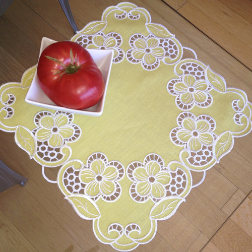 Tea Cloth Melinda | OregonPatchWorks