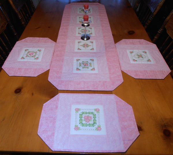 Quilted Daisies and Feathers Table Setting | OregonPatchWorks