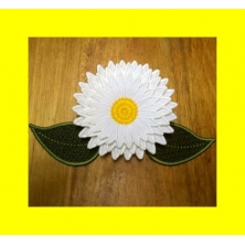 Decorative Shasta Daisies & Leaves | OregonPatchWorks