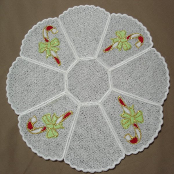 Christmas Doily 4