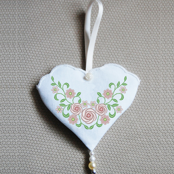 Antique Roses | OregonPatchWorks