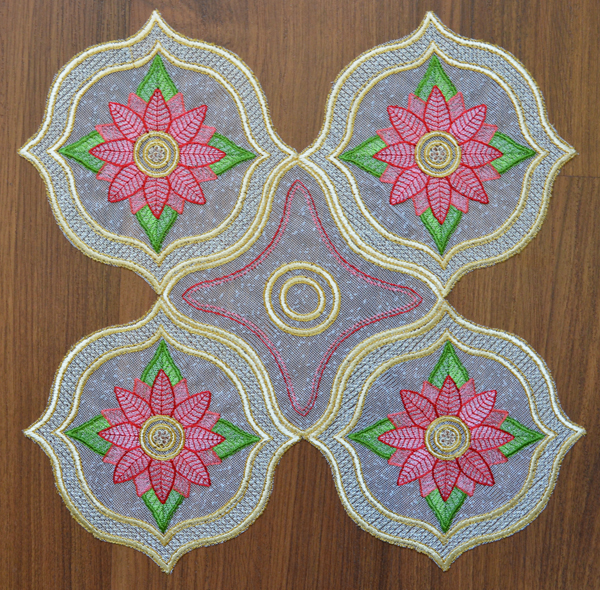 POINTSETTIA DOILY | OregonPatchWorks