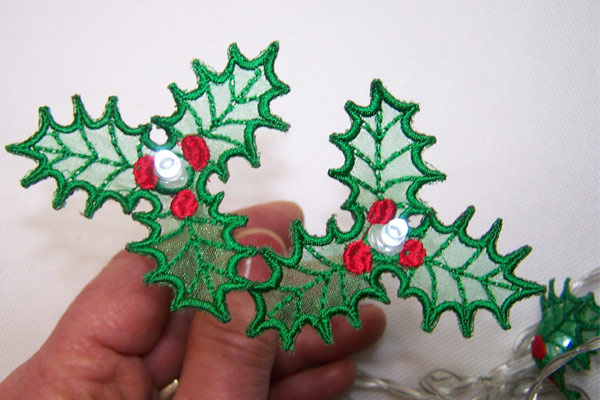 Holly String Lights | OregonPatchWorks