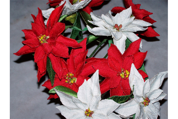 3D Poinsettias | OregonPatchWorks
