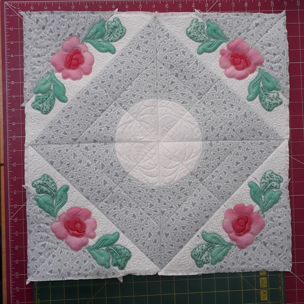 Rose Quilt | OregonPatchWorks