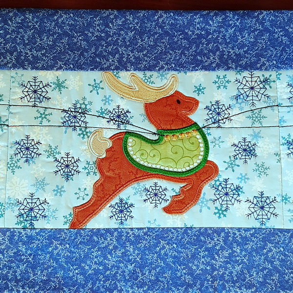Santa and Reindeer Table Runner | OregonPatchWorks