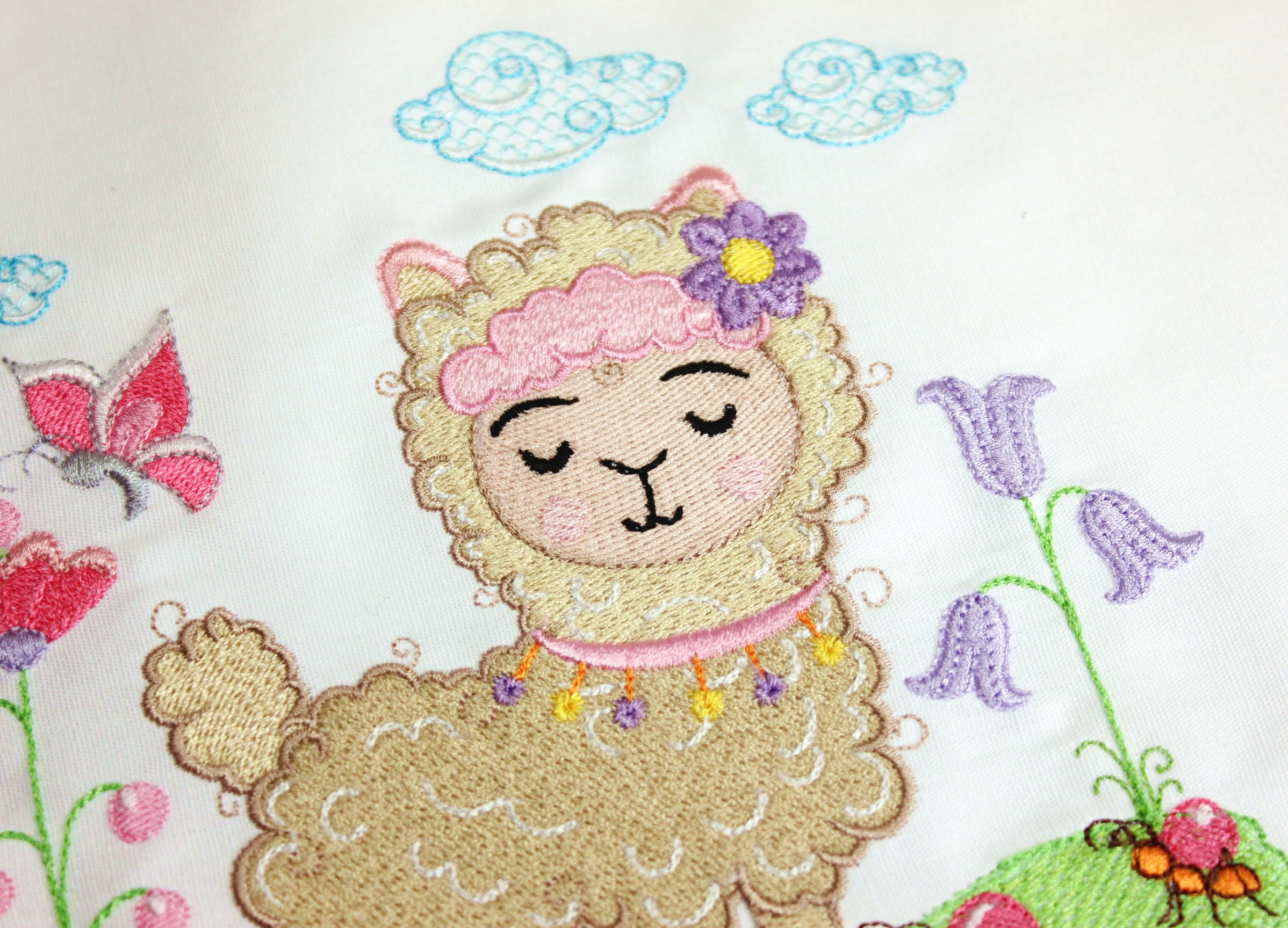 Critters in the Garden - Lucy Llama | OregonPatchWorks