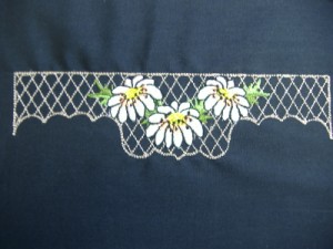 Victorian Daisy Lace | OregonPatchWorks