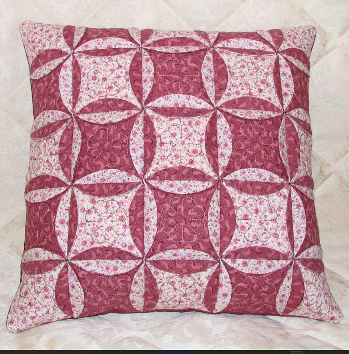 Cathedral Window Quilt Blocks Projects - Cushion | OregonPatchWorks